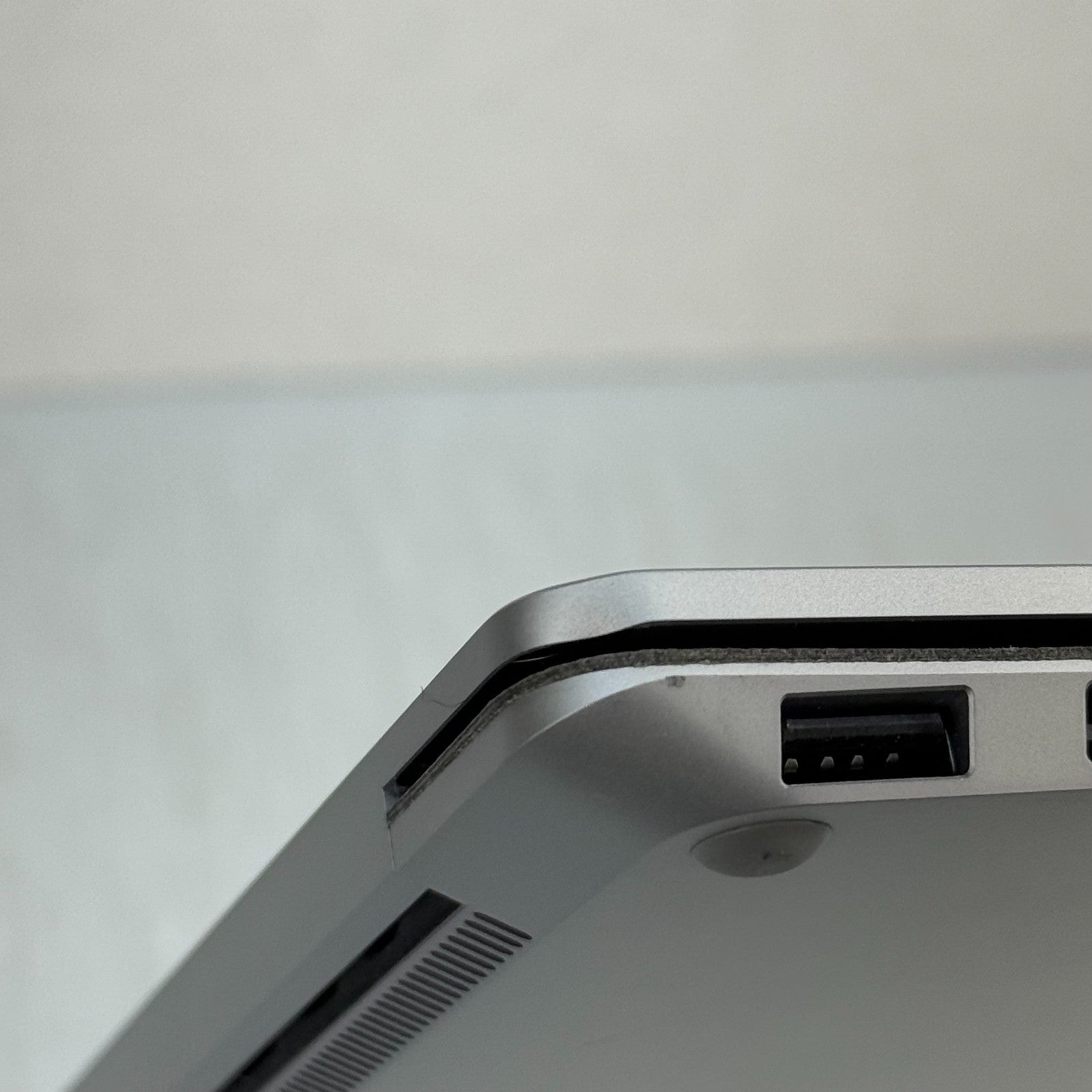 Microsoft Surface Laptop 2 i5-8350U 13.5" Touchscreen Windows 11 Pro 1 ...